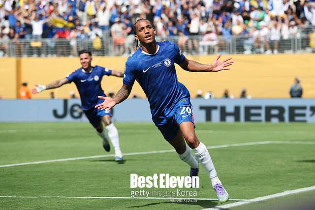 '2G' 콜 팔머가 전반전에 끝내버린 파이널… 첼시, PSG 3-0 격파하고 FIFA 클럽 월드컵 챔피언 등극