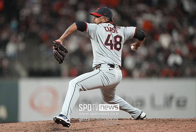다저스가 진짜 군침을 흘릴 선수…161km 괴물 마무리 트레이드 시장 나온다 "제안 듣겠다"