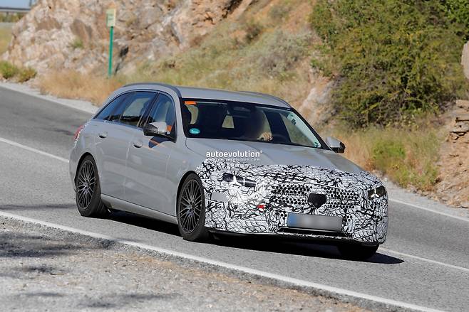 BMW M3 의식했나? 벤츠 C63, 결국 6기통 복귀하나 | EV-Hotissue