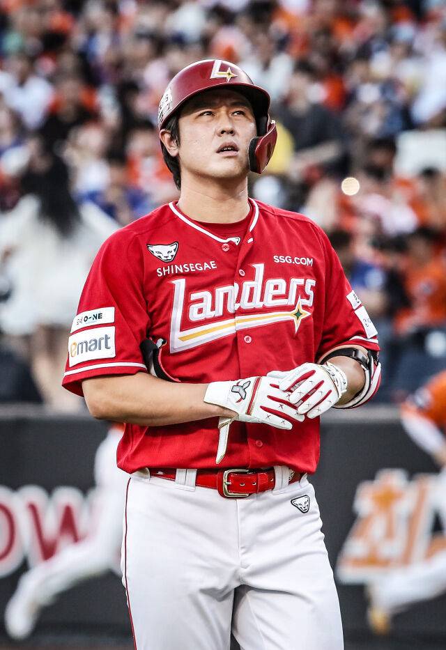 "KS 7차전이다, 죽기로 마음먹으면 산다" SSG 이토록 간절했나…류현진 울린 비결 무엇인가, 김광현 외롭지 않았다