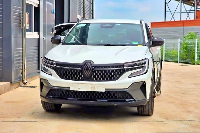 르노 오스트랄 국내 포착…출시 가능성은? | EV-Hotissue