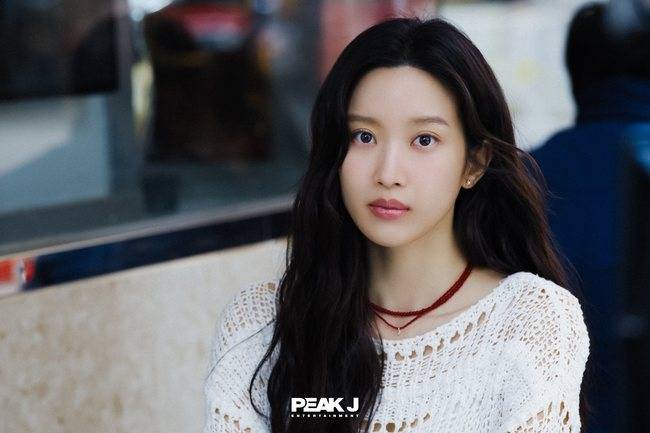 ‘서초동’ 벗어나 홍콩 간 문가영, 레트로 감성의 정석