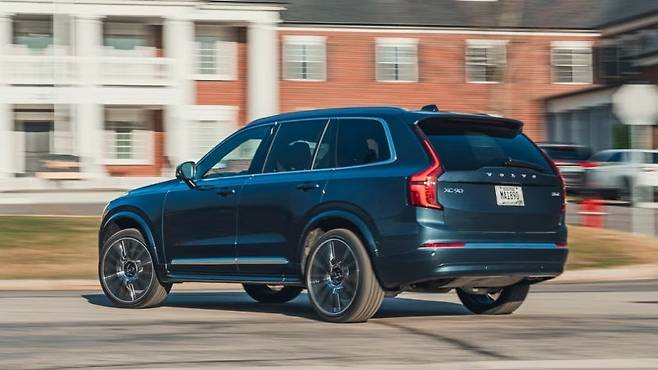 “GV80, X5, GLE 긴장해라!” 볼보 XC90 페이스리프트, 압도적 완성도! | 뉴잇