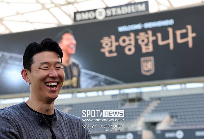 英 SON 데뷔전 봤다! EPL도 못 막던 '폭풍 스피드' 칭찬…"손흥민, MLS 속도로 무너뜨릴 수 있어"
