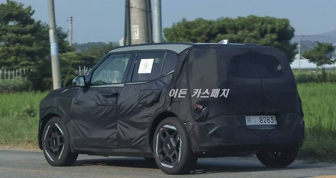 “이게 4천만 원이라고?” 실물 포착된 기아 EV2, 캐스퍼 저격 | EV-Hotissue