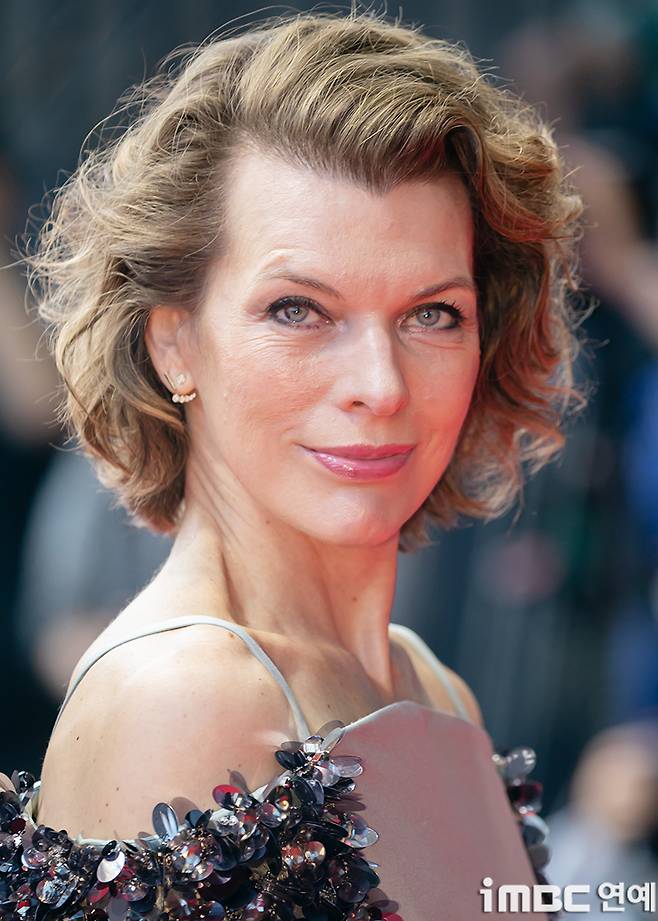 [30th BIFF] '부국제' 밀라 요보비치 "47살에 액션 찍으니 촬영동안 10kg이 빠지더라"