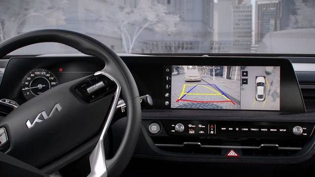 “후방카메라 선 3개, 다 이유가 있습니다”… 운전자 90%가 모르는 색깔별 의미 | EV-Hotissue