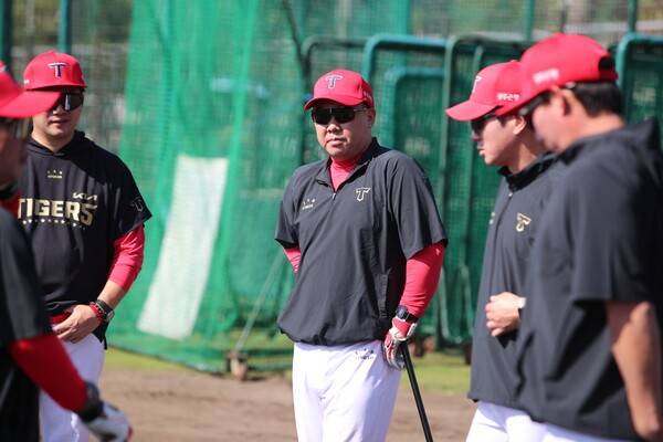 'NPB 14시즌→2년간 1군 7경기→방출' 베테랑 좌완, KIA 유니폼 입을까…마무리 캠프 합류, 선발·불펜 '좌완 공백' 눈에 띄네