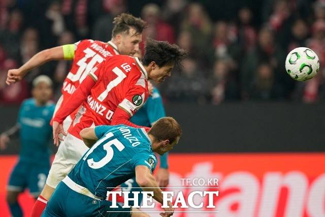 이재성 '역전 극장골' 대활약 POTM, 마인츠 UECL 3연승 '견인'