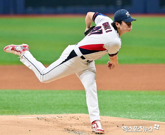 곽빈 '한일전 선발' 도장 쾅 찍었나…"최고 156km/h? 만족 그 이상" 3년 전 WBC 악몽 지웠다 [고척 인터뷰]