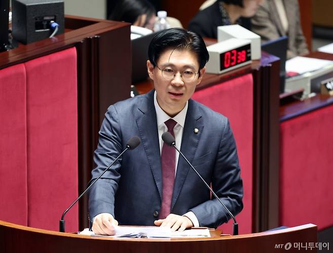 野조지연 "정년연장 땐 청년 일자리 감소…日 25년 걸쳐 65세 정년연장"