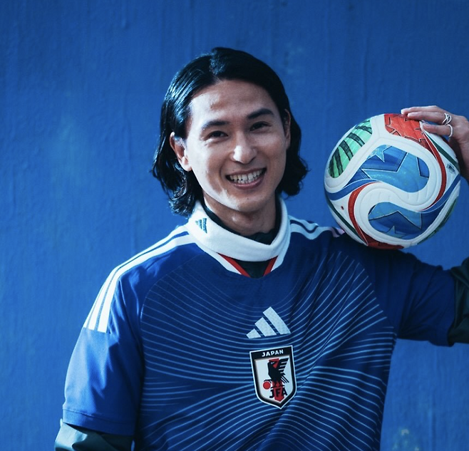 “황희찬은 아파서 못 뛰나요” 취재진에 묻던 日 국가대표, 북중미월드컵 불발 날벼락 ‘전방 십자인대 파열’ 공식발표
