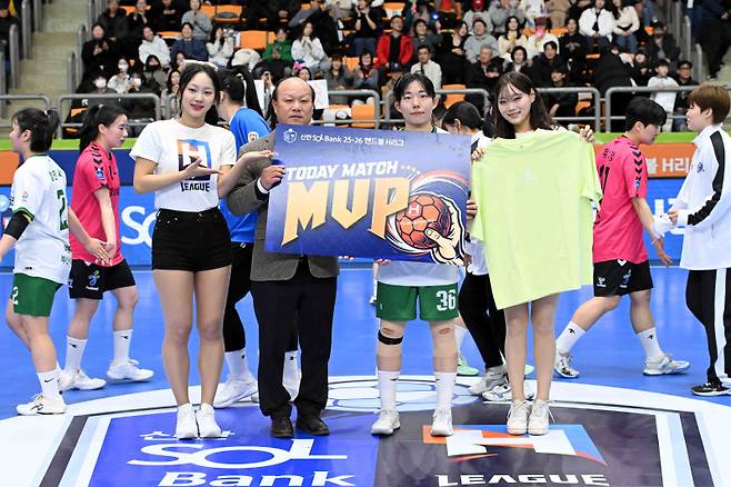 '두 팀 모두 아쉬움' 경남개발공사-부산시설공단, 개막전 진검승부서 접전 끝 무승부 [H리그]