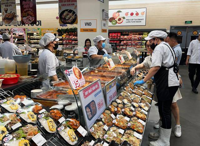 [르포]한국식 마트 DNA 심으니...베트남 MZ들 몰려드는 그 곳